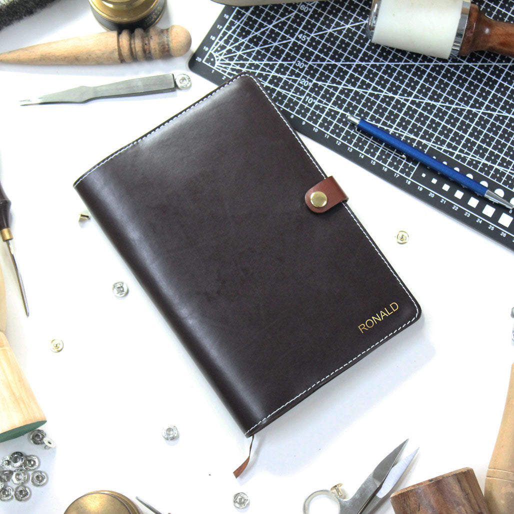 Leathercrafting Workshop: Notebook Sleeve – Hides and Thread