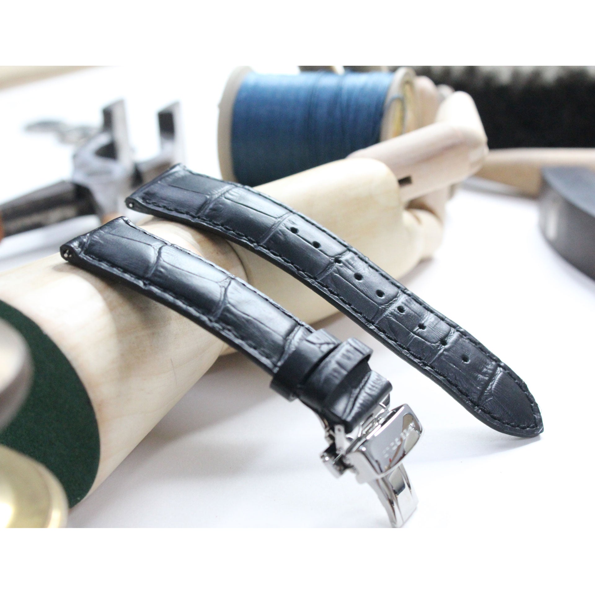 Leathercrafting Workshop: Watch Strap Pro – Hides and Thread